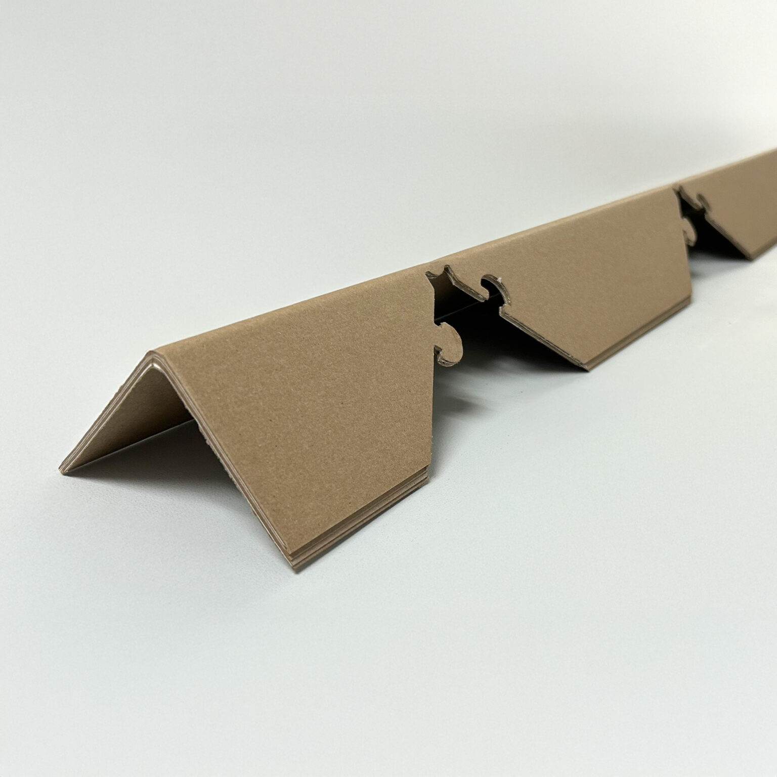 NotchPro™ Pallet Edge Protectors – Secure-Lock V Board for Doors ...